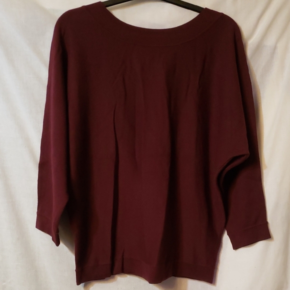 Peter Nygard | Sweaters | Peter Nygard Deep Red Knit Sweater | Poshmark